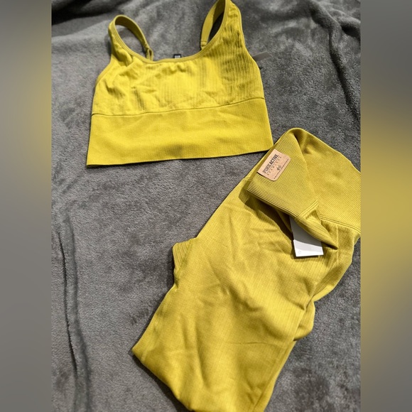 PINK Victoria's Secret | Other | Pink Active Seamless Set Top And ...